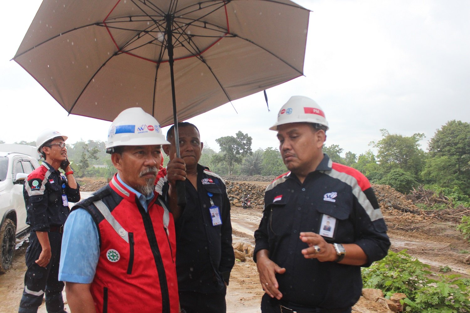 Hujan Tak Halangi MWT di Proyek Bendungan Rukoh di Aceh - Isafety ...