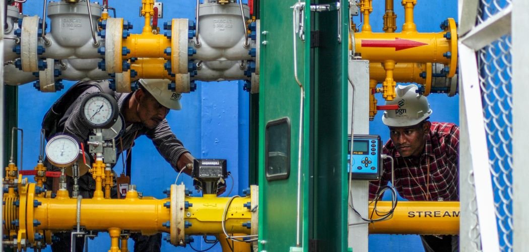 PGN Digitalisasi Operasional Gas Bumi - Isafety Magazine - Safety ...