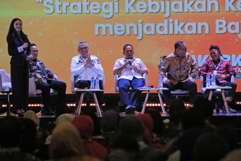 Pemkot Tangerang Capai Universal Health Coverage Hampir 100 Persen ... Pemkot Tangerang Capai Universal Health Coverage Hampir 100 Persen ...
